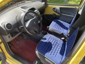 Dzeltens Peugeot 107 2006 Krāslava, ar dzinēja tilpumu 1.00 L un nobraukumu 270 tūkst. km par 1400 €, foto 9 vietnē AUTOMOTO.COM.LV