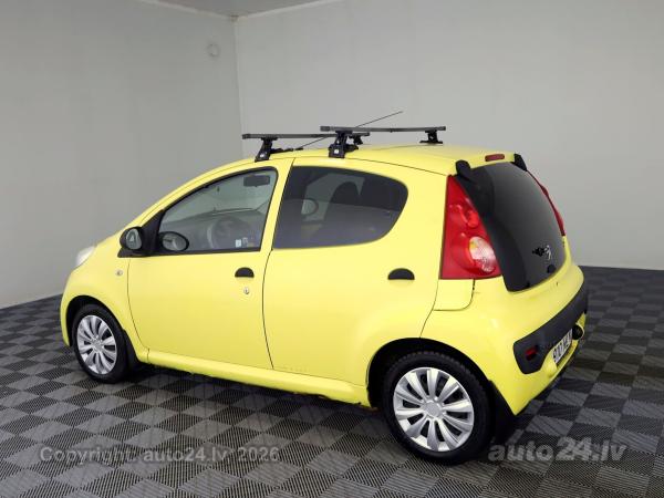 Dzeltens Peugeot 107 2008 Tallina, ar dzinēja tilpumu 1.00 L un nobraukumu 224 tūkst. km par 599 €, foto 4 vietnē AUTOMOTO.COM.LV