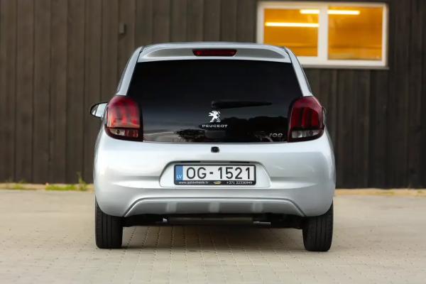 Grey Peugeot 108 2016 in Jelgava, with an engine capacity of 1.00 L and mileage of 39 thousand km for 3900 €, photo 6 on AUTOMOTO.COM.LV