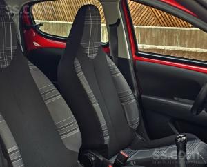 Red Peugeot 108 2016 in Jelgava, with an engine capacity of 1.20 L and mileage of 135 thousand km for 4000 €, photo 12 on AUTOMOTO.COM.LV