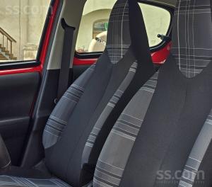 Red Peugeot 108 2016 in Jelgava, with an engine capacity of 1.20 L and mileage of 135 thousand km for 4000 €, photo 13 on AUTOMOTO.COM.LV