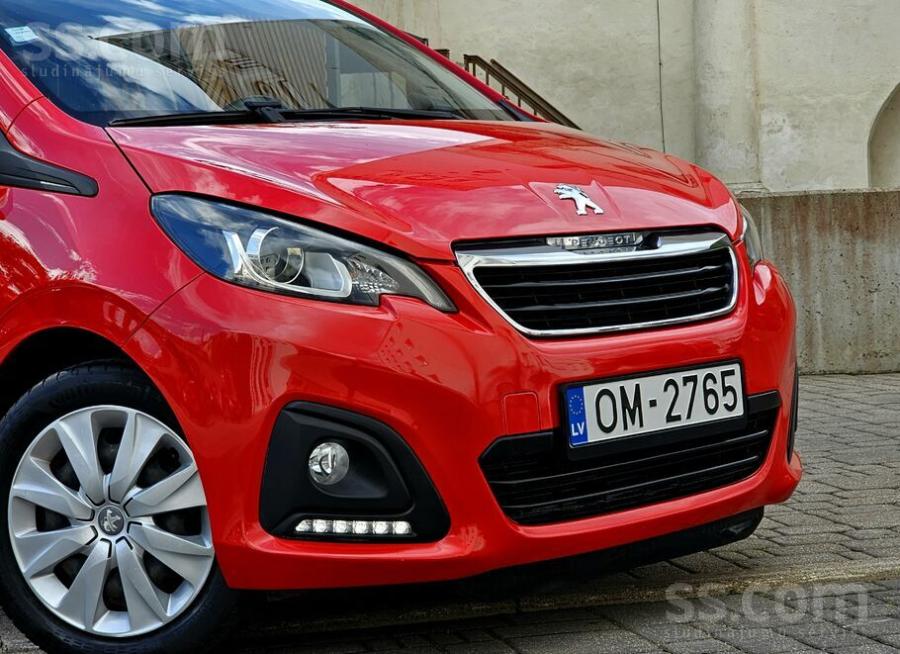 Red Peugeot 108 2016 in Jelgava, with an engine capacity of 1.20 L and mileage of 135 thousand km for 4000 €, photo 18 on AUTOMOTO.COM.LV