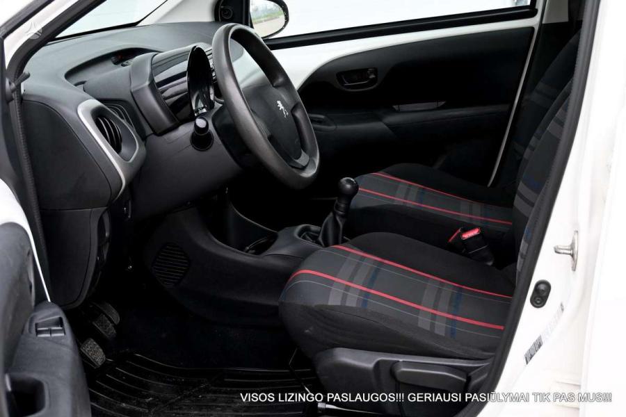 White Peugeot 108 2015 in Kretinga, with an engine capacity of 1.00 L and mileage of 259 thousand km for 3399 €, photo 16 on AUTOMOTO.COM.LV