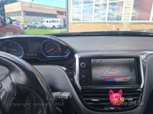 Beige Peugeot 2008 2017 in Tallinn, with an engine capacity of 1.60 L and mileage of 218 thousand km for 2300 €, photo 9 on AUTOMOTO.COM.LV