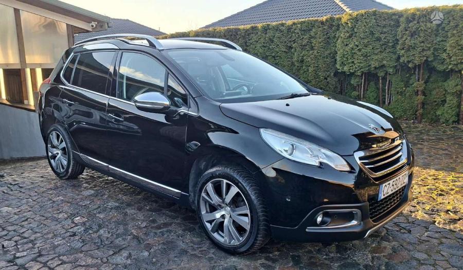Black Peugeot 2008 2013 in Kaunas, with an engine capacity of 1.56 L and mileage of 196 thousand km for 5350 €, photo 11 on AUTOMOTO.COM.LV