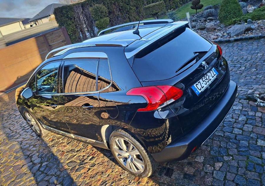 Black Peugeot 2008 2013 in Kaunas, with an engine capacity of 1.56 L and mileage of 196 thousand km for 5350 €, photo 15 on AUTOMOTO.COM.LV