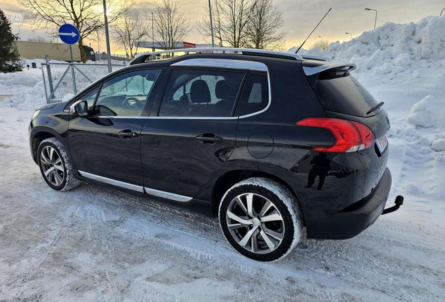 Melns Peugeot 2008 2013 Klaipėda, ar dzinēja tilpumu 1.60 L un nobraukumu 210 tūkst. km par 5500 €, foto 4 vietnē AUTOMOTO.COM.LV