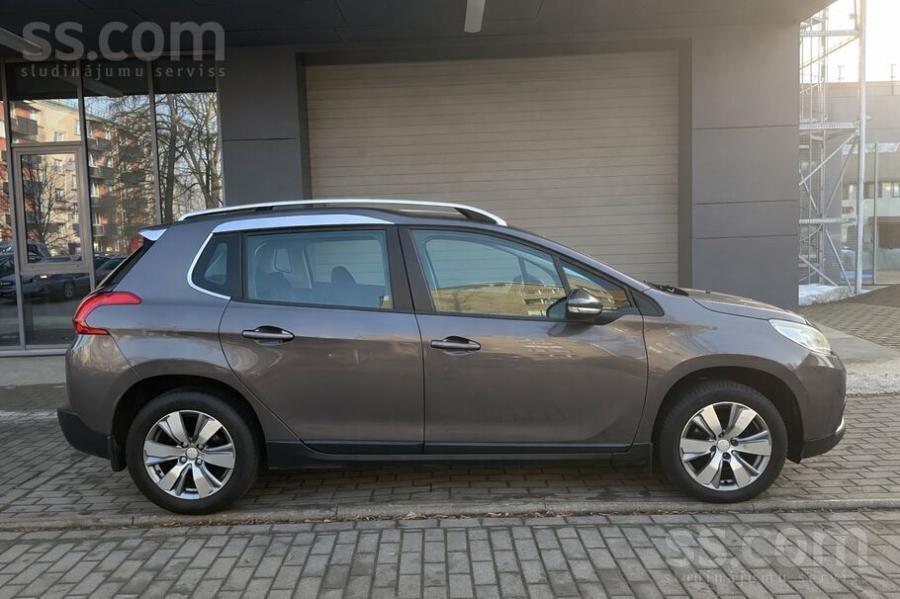 Melns Peugeot 2008 2013 Rēzekne, ar dzinēja tilpumu 1.20 L un nobraukumu 174 tūkst. km par 3500 €, foto 4 vietnē AUTOMOTO.COM.LV