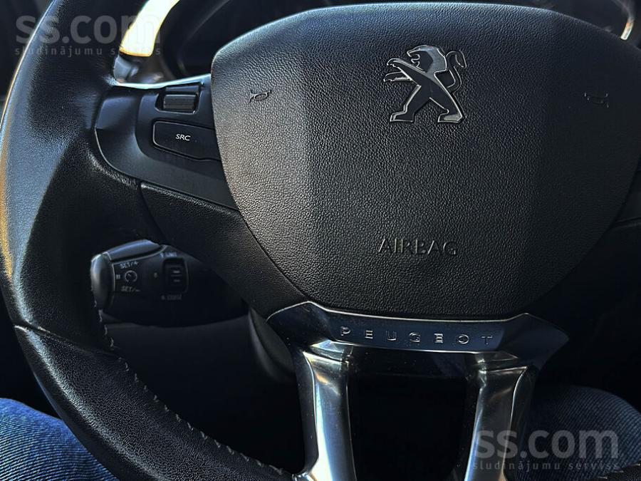 Melns Peugeot 2008 2013 Rēzekne, ar dzinēja tilpumu 1.20 L un nobraukumu 174 tūkst. km par 3500 €, foto 8 vietnē AUTOMOTO.COM.LV