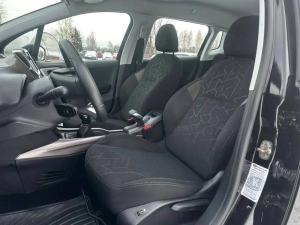 Melns Peugeot 2008 2013 Jelgava, ar dzinēja tilpumu 1.20 L un nobraukumu 142 tūkst. km par 5350 €, foto 7 vietnē AUTOMOTO.COM.LV