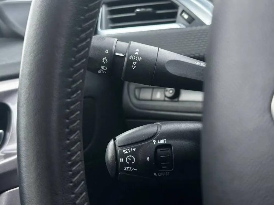 Black Peugeot 2008 2013 in Jelgava, with an engine capacity of 1.20 L and mileage of 142 thousand km for 5350 €, photo 26 on AUTOMOTO.COM.LV