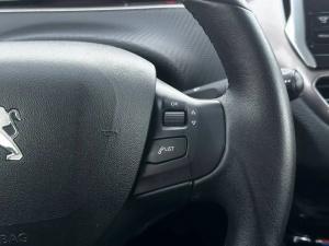Black Peugeot 2008 2013 in Jelgava, with an engine capacity of 1.20 L and mileage of 142 thousand km for 5350 €, photo 28 on AUTOMOTO.COM.LV