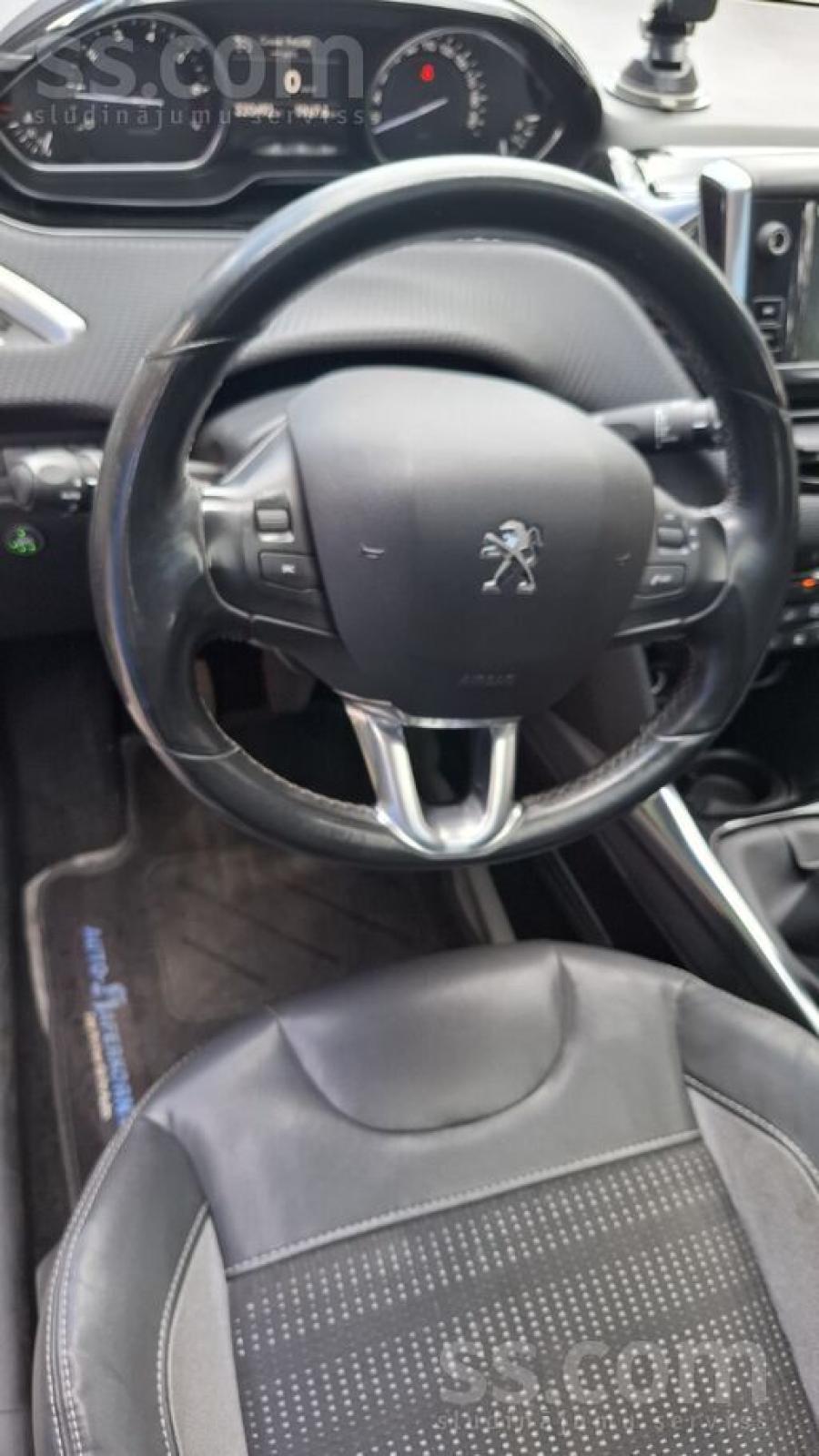 Black Peugeot 2008 2014 in Riga, with an engine capacity of 1.60 L and mileage of 220 thousand km for 6600 €, photo 13 on AUTOMOTO.COM.LV