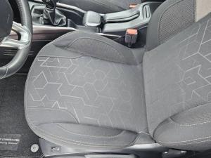 Melns Peugeot 2008 2014 Jēkabpils, ar dzinēja tilpumu 1.20 L un nobraukumu 159 tūkst. km par 4000 €, foto 17 vietnē AUTOMOTO.COM.LV