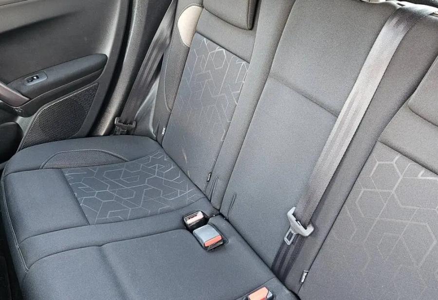 Melns Peugeot 2008 2014 Jēkabpils, ar dzinēja tilpumu 1.20 L un nobraukumu 159 tūkst. km par 4000 €, foto 18 vietnē AUTOMOTO.COM.LV