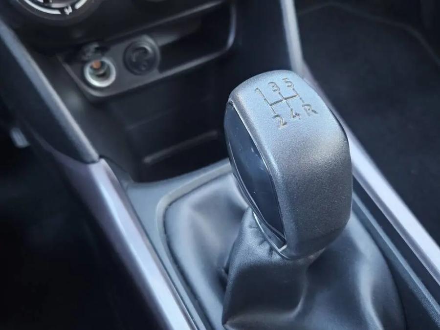 Melns Peugeot 2008 2014 Jēkabpils, ar dzinēja tilpumu 1.20 L un nobraukumu 159 tūkst. km par 4000 €, foto 33 vietnē AUTOMOTO.COM.LV