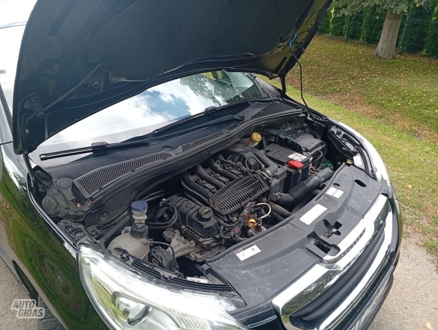 Black Peugeot 2008 2015 in Panevezys, with an engine capacity of 1.20 L and mileage of 145 thousand km for 3650 €, photo 24 on AUTOMOTO.COM.LV