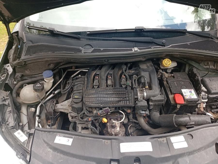 Black Peugeot 2008 2015 in Panevezys, with an engine capacity of 1.20 L and mileage of 145 thousand km for 3650 €, photo 25 on AUTOMOTO.COM.LV