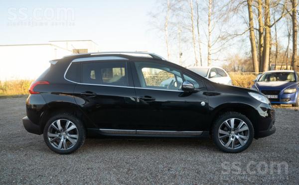 Black Peugeot 2008 2016 in Liepaja, with an engine capacity of 1.20 L and mileage of 162 thousand km for 6400 €, photo 4 on AUTOMOTO.COM.LV