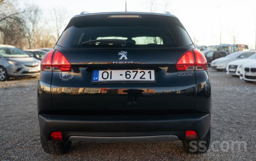 Black Peugeot 2008 2016 in Liepaja, with an engine capacity of 1.20 L and mileage of 162 thousand km for 6400 €, photo 7 on AUTOMOTO.COM.LV