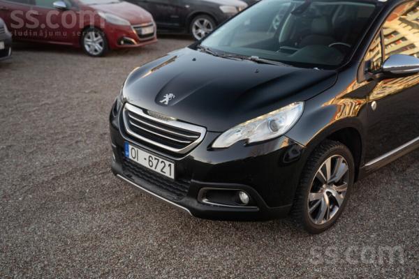 Black Peugeot 2008 2016 in Liepaja, with an engine capacity of 1.20 L and mileage of 162 thousand km for 6400 €, photo 9 on AUTOMOTO.COM.LV