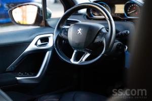Black Peugeot 2008 2016 in Liepaja, with an engine capacity of 1.20 L and mileage of 162 thousand km for 6400 €, photo 20 on AUTOMOTO.COM.LV