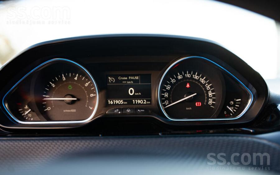 Black Peugeot 2008 2016 in Liepaja, with an engine capacity of 1.20 L and mileage of 162 thousand km for 6400 €, photo 22 on AUTOMOTO.COM.LV