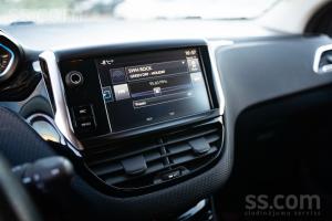 Black Peugeot 2008 2016 in Liepaja, with an engine capacity of 1.20 L and mileage of 162 thousand km for 6400 €, photo 23 on AUTOMOTO.COM.LV