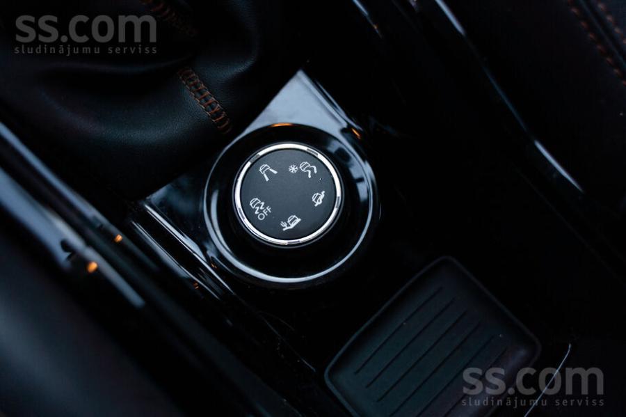 Black Peugeot 2008 2016 in Liepaja, with an engine capacity of 1.20 L and mileage of 162 thousand km for 6400 €, photo 24 on AUTOMOTO.COM.LV