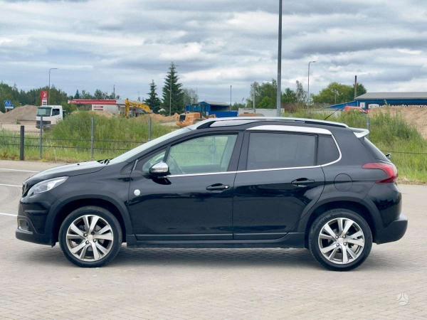 Melns Peugeot 2008 2016 Tauragė, ar dzinēja tilpumu 1.20 L un nobraukumu 145 tūkst. km par 5300 €, foto 4 vietnē AUTOMOTO.COM.LV