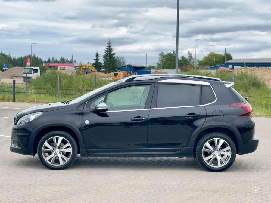 Black Peugeot 2008 2016 in Taurage, with an engine capacity of 1.20 L and mileage of 145 thousand km for 5300 €, photo 5 on AUTOMOTO.COM.LV