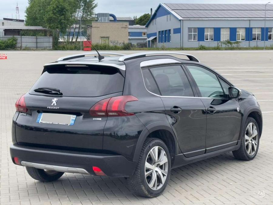 Black Peugeot 2008 2016 in Taurage, with an engine capacity of 1.20 L and mileage of 145 thousand km for 5300 €, photo 8 on AUTOMOTO.COM.LV