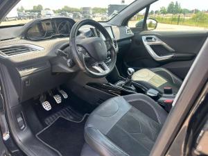 Black Peugeot 2008 2016 in Taurage, with an engine capacity of 1.20 L and mileage of 145 thousand km for 5300 €, photo 10 on AUTOMOTO.COM.LV