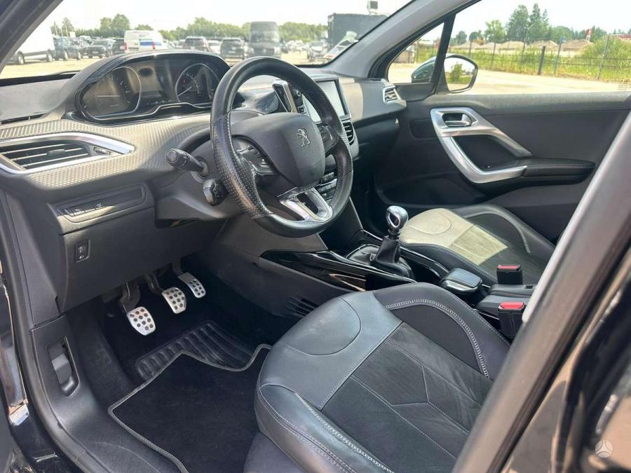 Black Peugeot 2008 2016 in Taurage, with an engine capacity of 1.20 L and mileage of 145 thousand km for 5300 €, photo 10 on AUTOMOTO.COM.LV