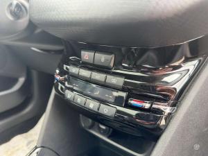 Black Peugeot 2008 2016 in Taurage, with an engine capacity of 1.20 L and mileage of 145 thousand km for 5300 €, photo 15 on AUTOMOTO.COM.LV