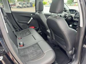 Black Peugeot 2008 2016 in Taurage, with an engine capacity of 1.20 L and mileage of 145 thousand km for 5300 €, photo 18 on AUTOMOTO.COM.LV