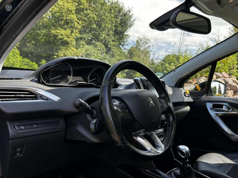 Black Peugeot 2008 2016 in Kupiskis, with an engine capacity of 1.56 L and mileage of 199 thousand km for 4200 €, photo 13 on AUTOMOTO.COM.LV