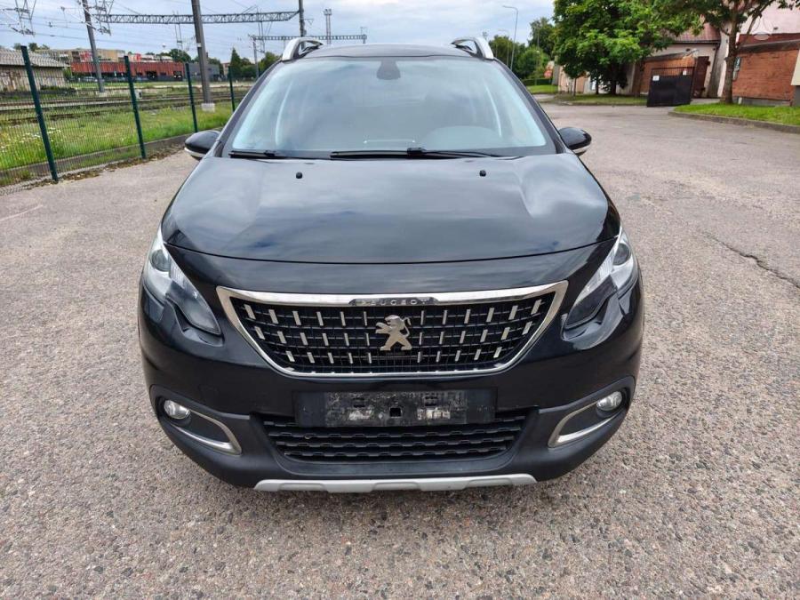 Black Peugeot 2008 2016 in Siauliai, with an engine capacity of 1.60 L and mileage of 216 thousand km for 5700 €, photo 3 on AUTOMOTO.COM.LV