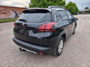 Black Peugeot 2008 2016 in Siauliai, with an engine capacity of 1.60 L and mileage of 216 thousand km for 5700 €, photo 5 on AUTOMOTO.COM.LV