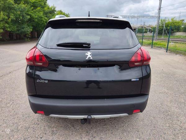 Black Peugeot 2008 2016 in Siauliai, with an engine capacity of 1.60 L and mileage of 216 thousand km for 5700 €, photo 5 on AUTOMOTO.COM.LV
