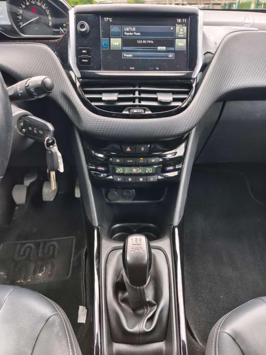 Black Peugeot 2008 2016 in Siauliai, with an engine capacity of 1.60 L and mileage of 216 thousand km for 5700 €, photo 17 on AUTOMOTO.COM.LV