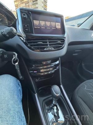 Melns Peugeot 2008 2016 Rīga, ar dzinēja tilpumu 1.20 L un nobraukumu 80 tūkst. km par 7300 €, foto 6 vietnē AUTOMOTO.COM.LV