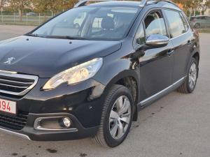 Melns Peugeot 2008 2016 Šauļi, ar dzinēja tilpumu 1.20 L un nobraukumu 145 tūkst. km par 5350 €, foto  vietnē AUTOMOTO.COM.LV