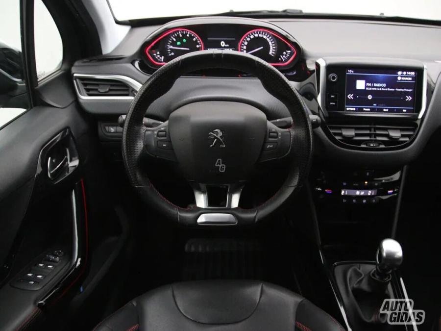 Melns Peugeot 2008 2017 Viļņa, ar dzinēja tilpumu 1.20 L un nobraukumu 163 tūkst. km par 8399 €, foto 18 vietnē AUTOMOTO.COM.LV