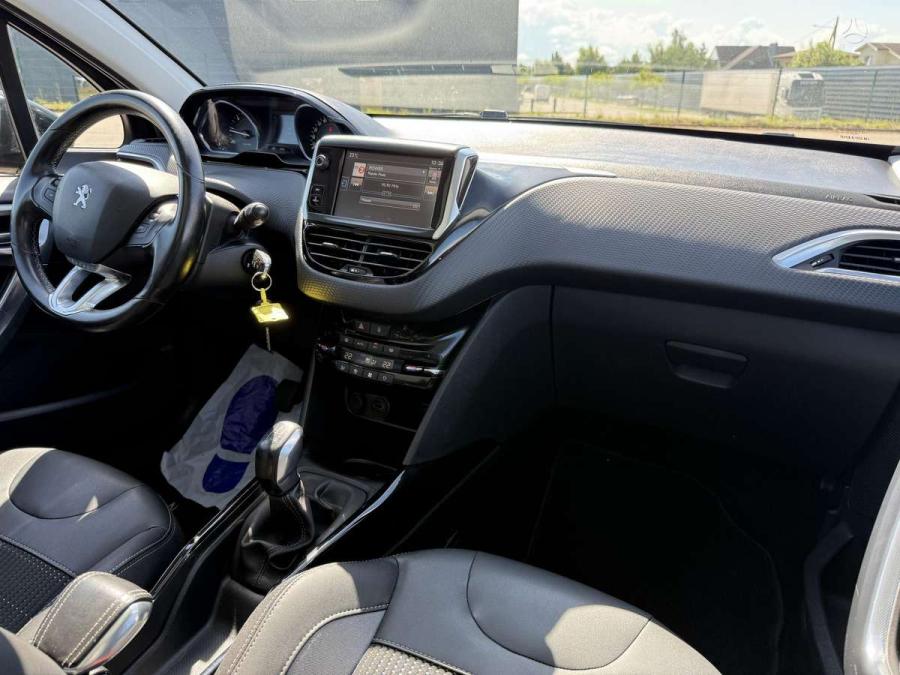 Black Peugeot 2008 2017 in Vilnius, with an engine capacity of 1.56 L and mileage of 226 thousand km for 5999 €, photo 20 on AUTOMOTO.COM.LV