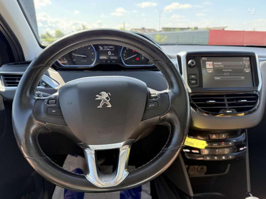 Black Peugeot 2008 2017 in Vilnius, with an engine capacity of 1.56 L and mileage of 226 thousand km for 5999 €, photo 26 on AUTOMOTO.COM.LV