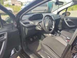 Melns Peugeot 2008 2017 Klaipėda, ar dzinēja tilpumu 1.20 L un nobraukumu 128 tūkst. km par 6400 €, foto 12 vietnē AUTOMOTO.COM.LV