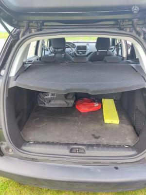 Melns Peugeot 2008 2017 Klaipėda, ar dzinēja tilpumu 1.20 L un nobraukumu 128 tūkst. km par 6400 €, foto 13 vietnē AUTOMOTO.COM.LV