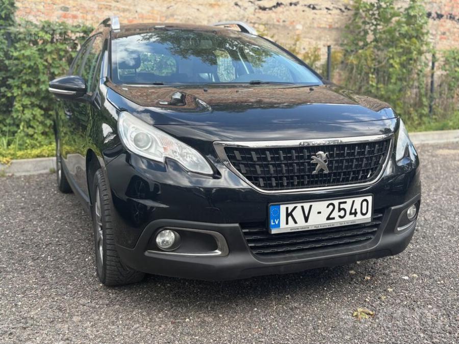 Black Peugeot 2008 2017 in Riga, with an engine capacity of 1.20 L and mileage of 0 thousand km for 5975 €, photo 3 on AUTOMOTO.COM.LV