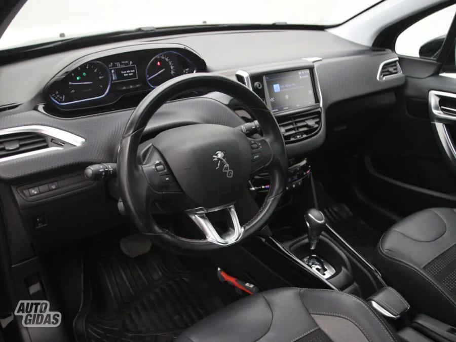 Melns Peugeot 2008 2018 Viļņa, ar dzinēja tilpumu 1.20 L un nobraukumu 135 tūkst. km par 9099 €, foto 16 vietnē AUTOMOTO.COM.LV